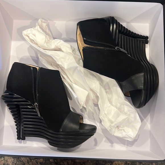 Christopher Coy | Shoes | Very Chic And Unique Christopher Coy Platform ...